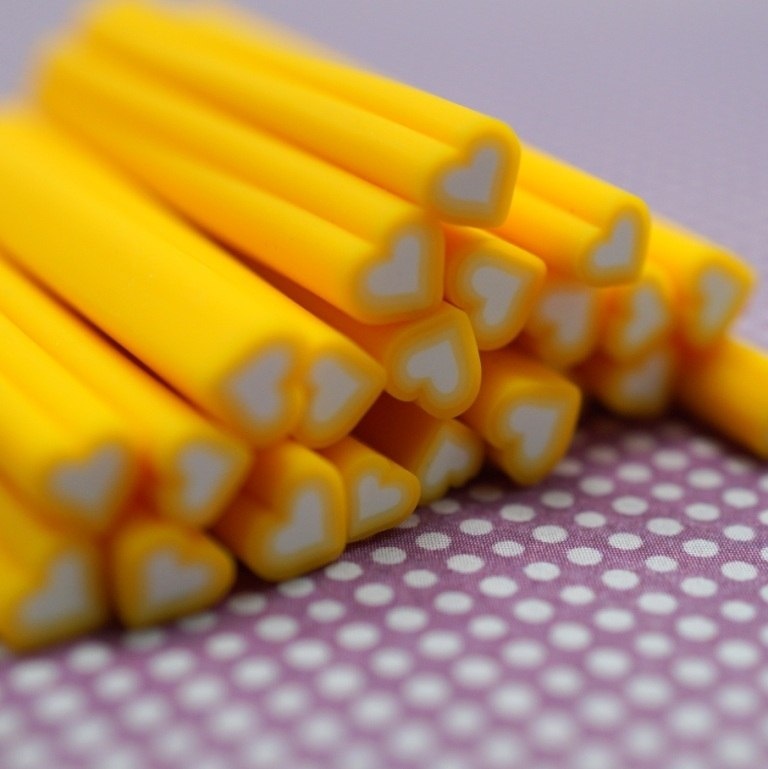 ksprobnysklep > PAŁECZKA FIMO SERCE ŻÓŁTE